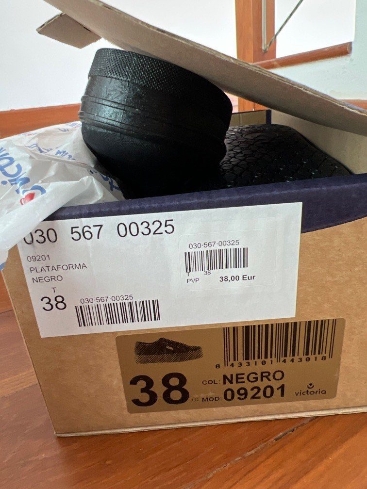 Victoria Platform Sneakers in Triple Black, Women's Fashion, Footwear ...