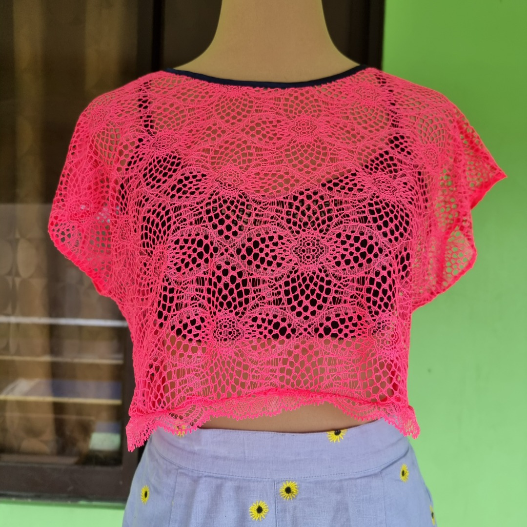 VICTORIA'S SECRET BARBIE PINK CROPTOP KNITTED COVER UP SMALL- MEDIUM ...