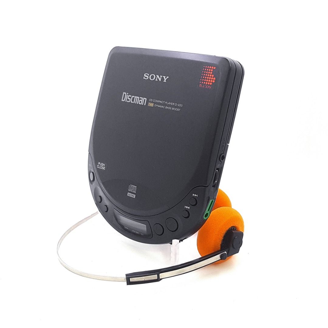 Vintage Sony Discman/Walkman D-223 Portable CD Player in Excellent ...