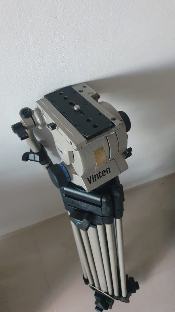 Vinten Vision 12 Tripod Parts, Photography, Video Cameras on Carousell