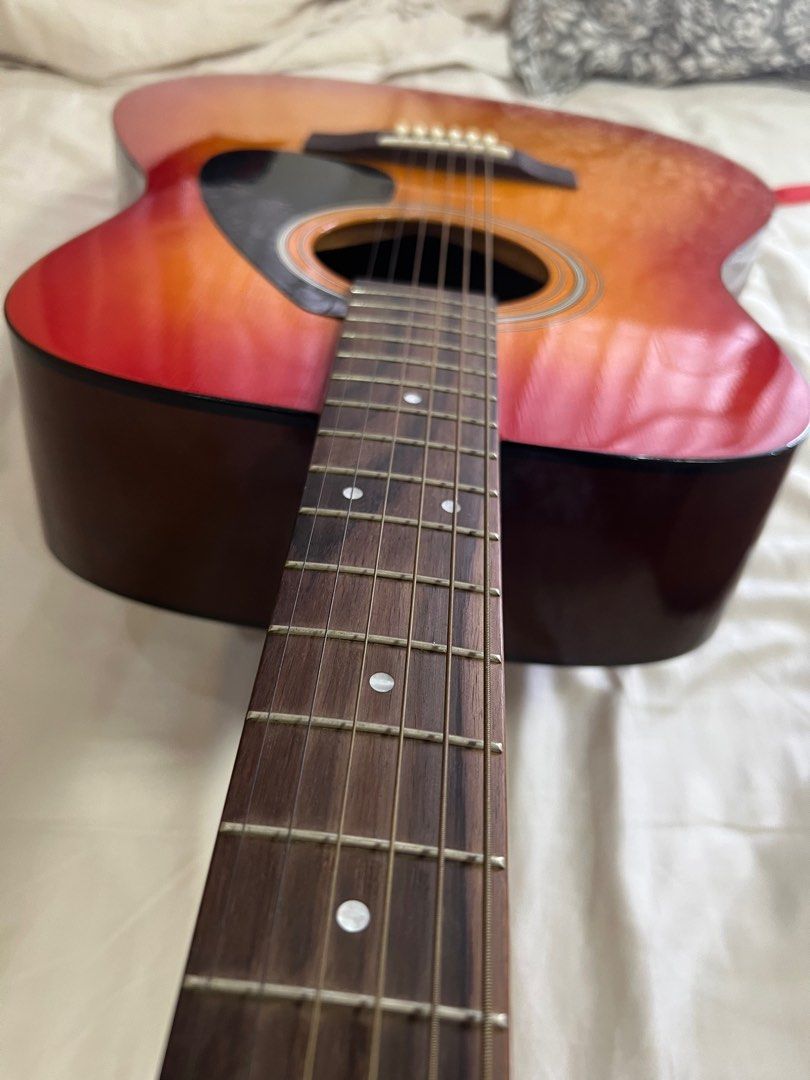 Yamaha F310 CS Acoustic Guitar, Hobbies & Toys, Music & Media, Musical ...