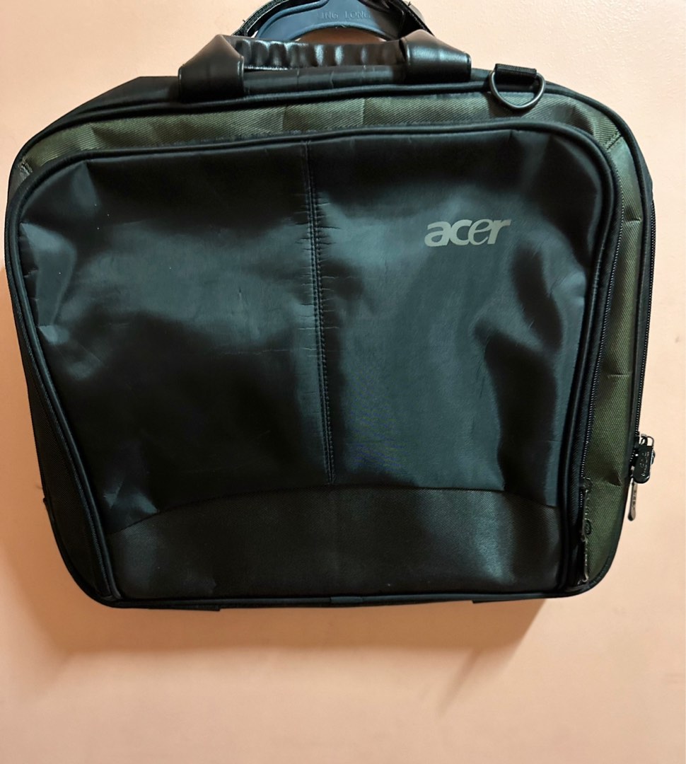 ACER 15” Laptop Sling Bag, Computers & Tech, Parts & Accessories ...