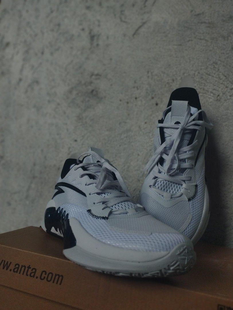 ANTA Shock wave wave 5 on Carousell