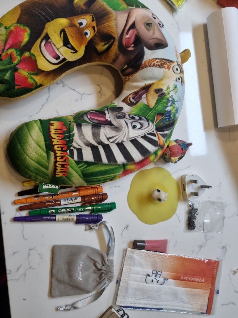Assorted items, Hobbies & Toys, Stationery & Craft, Art & Prints on ...