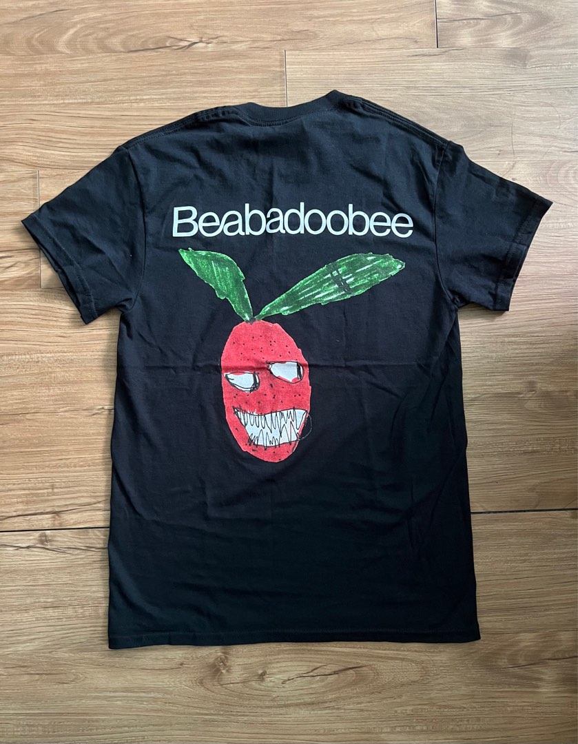 beabadoobee beatopia merch t shirt, Women's Fashion, Tops, Shirts on ...
