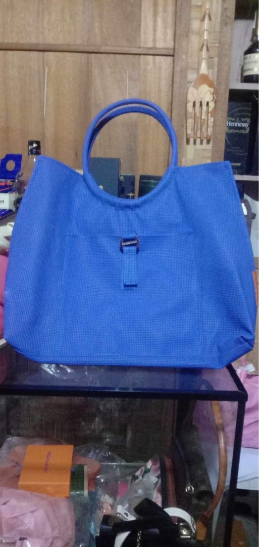 Blue big tote bag on Carousell