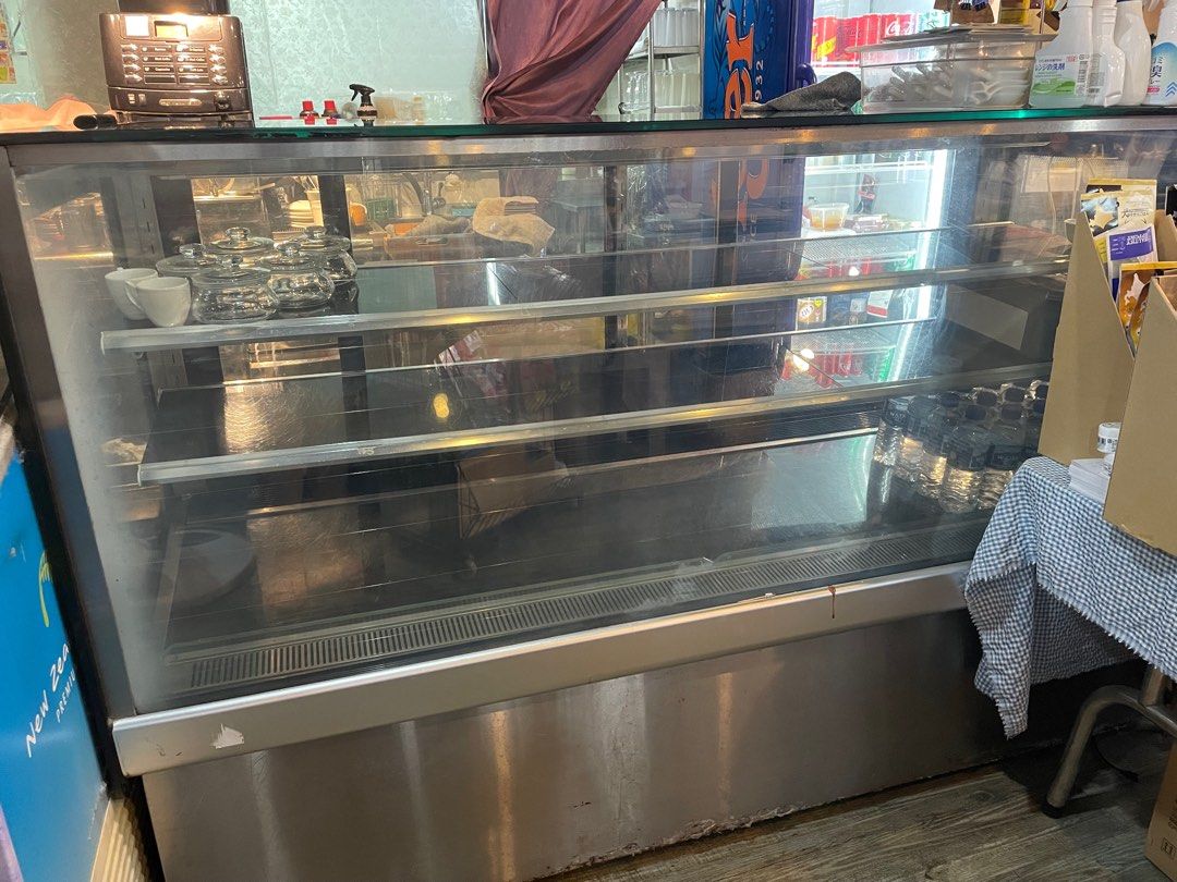 Cakes/Beverages Display Chiller with LED Lights, TV & Home Appliances ...