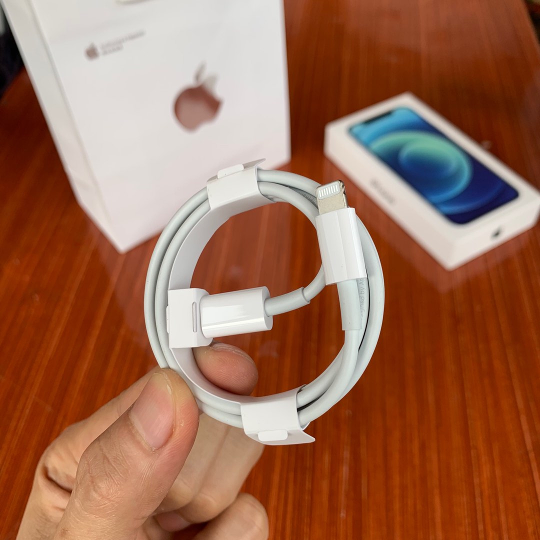 CHARGING CABLE ONLY — original apple USB-C to Lightning — FRESH FROM ...