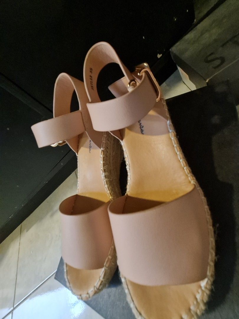 CMG-Matthews Wedge Sandal on Carousell