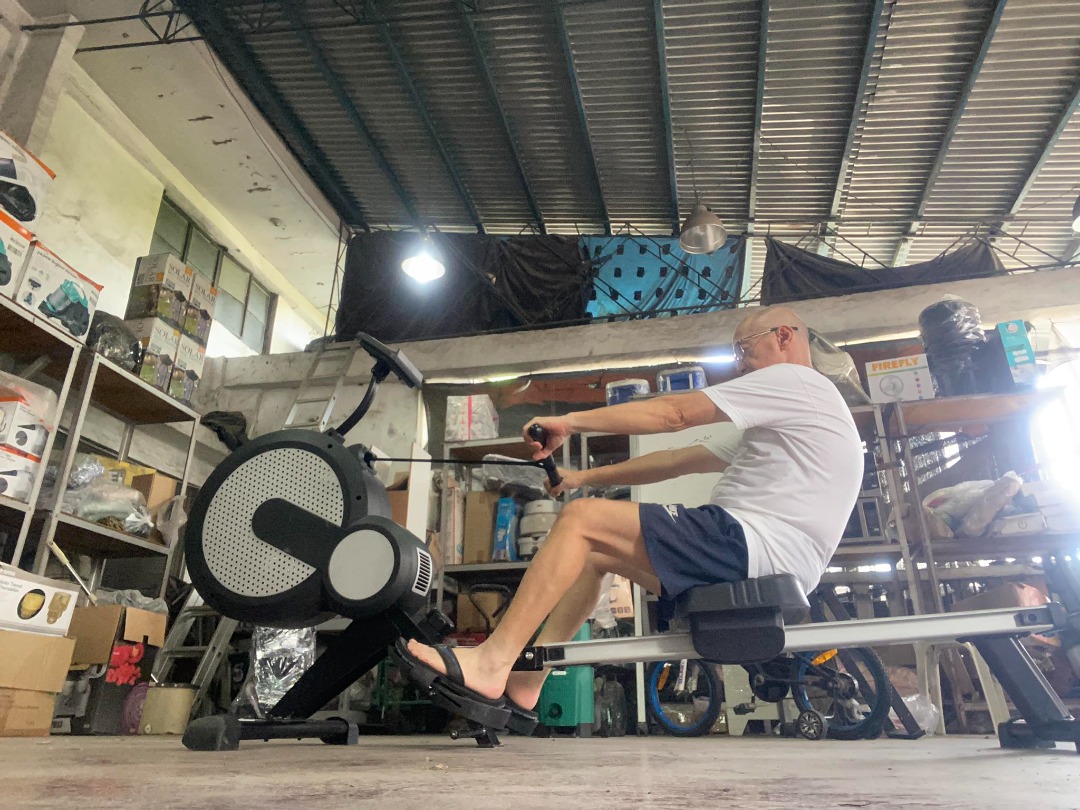 Crane Air Resistance Rowing Machine on Carousell