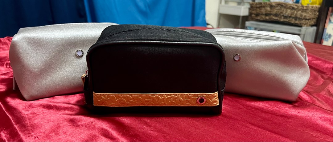 Emirates Bvlgari Travel Kit, Hobbies & Toys, Travel, Travel Essentials ...