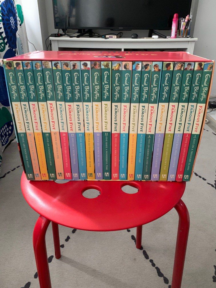 Famous five - 21 books boxed set - Enid Blyton, Hobbies & Toys, Books ...