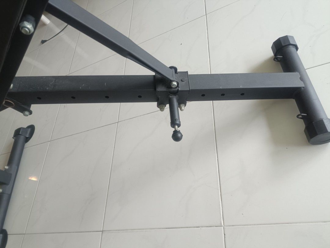 Foldable adjustable bench with leg extension, Sports Equipment ...