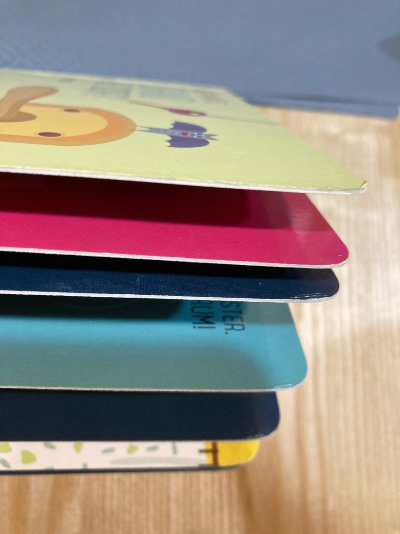 Guess what’s behind the door英文繪本, 書籍、休閒與玩具, 書本及雜誌, 童書、著色互動書在旋轉拍賣