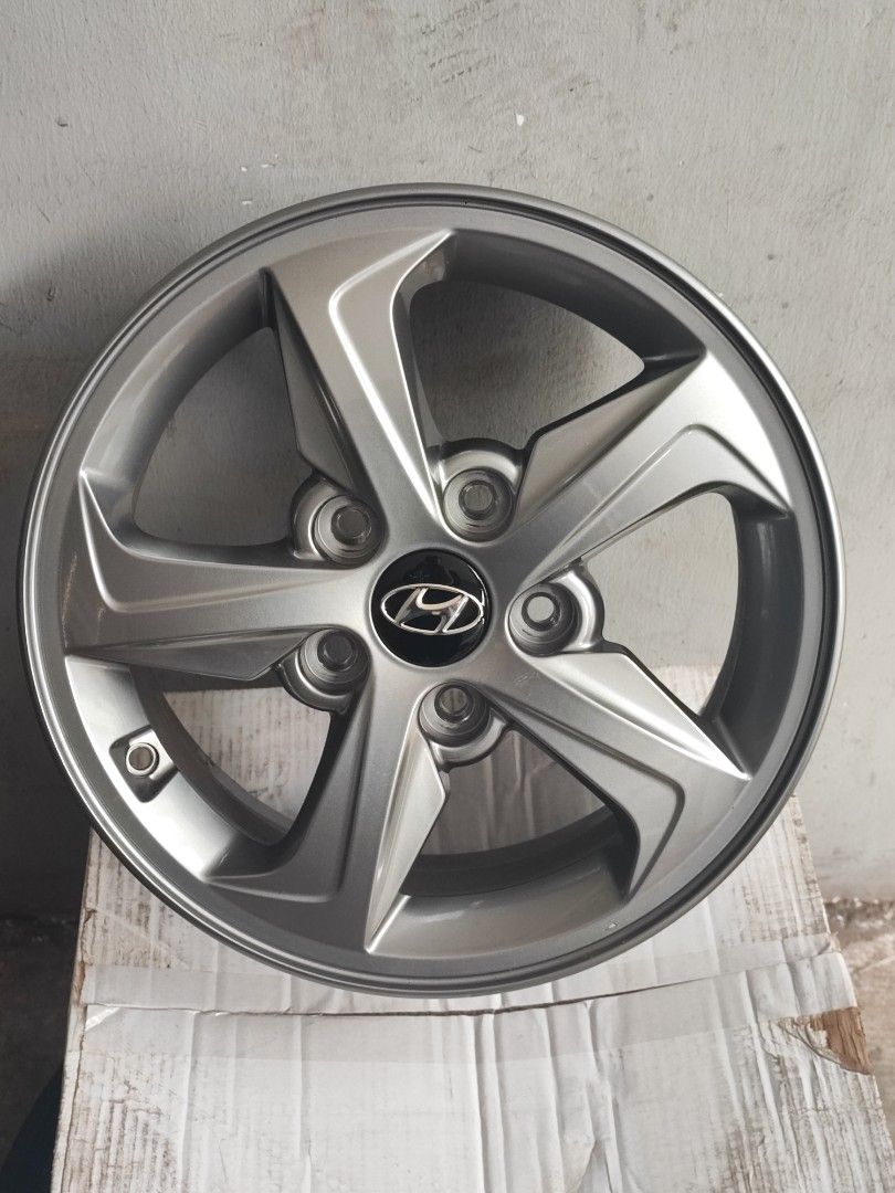 New Hyundai rim 15" one full set, Car Accessories, Tyres & Rims on ...