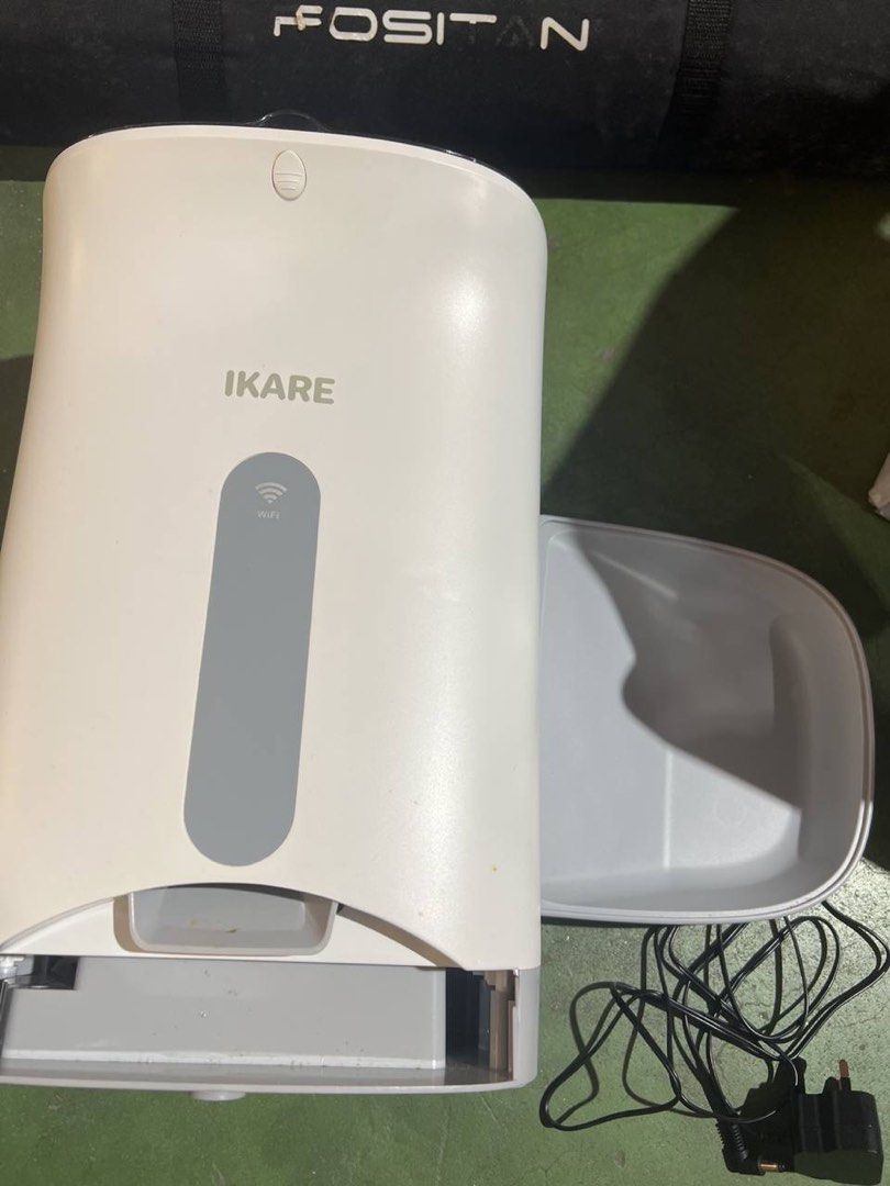 IKARE automatic pet feeder 4.3L wifi, Pet Supplies, Homes & Other Pet ...