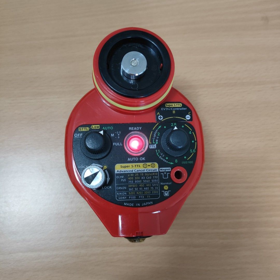 Inon D2000 Underwater Strobe Flash Set, Photography, Cameras on Carousell