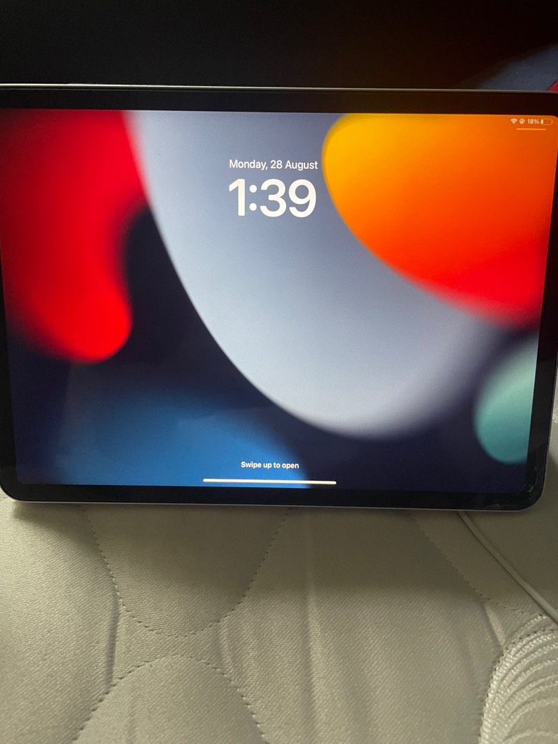 Ipad 11 inch with M1 chip, Mobile Phones & Gadgets, Tablets, iPad on ...