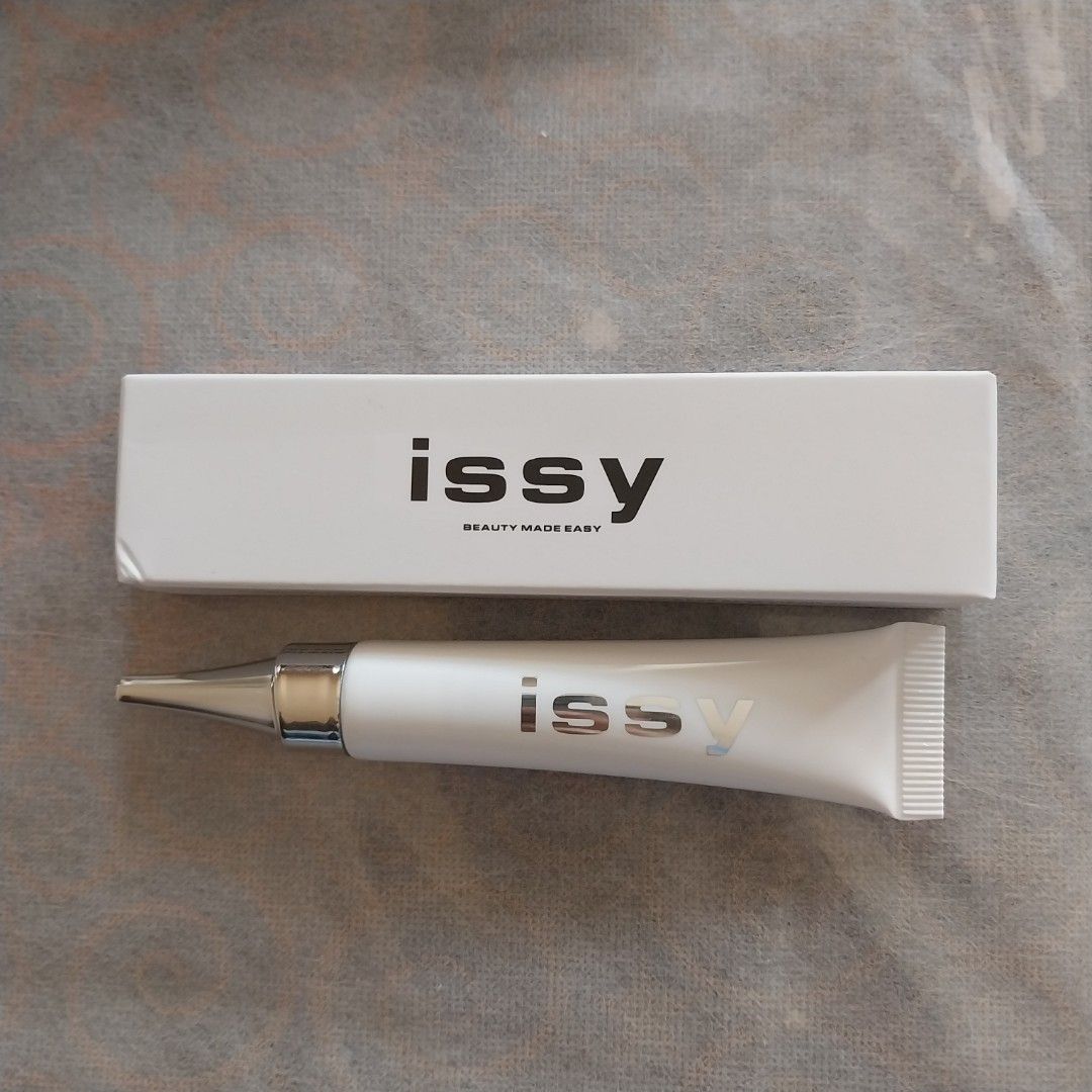 Issy Cosmetics Eyeshadow and Concealer Base Primer, Beauty & Personal ...