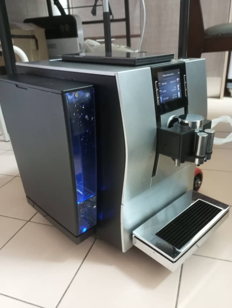 Jura Z6 coffee machine., TV & Home Appliances, Kitchen Appliances ...