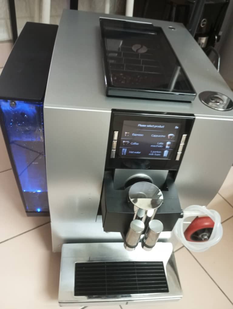 Jura Z6 coffee machine., TV & Home Appliances, Kitchen Appliances ...