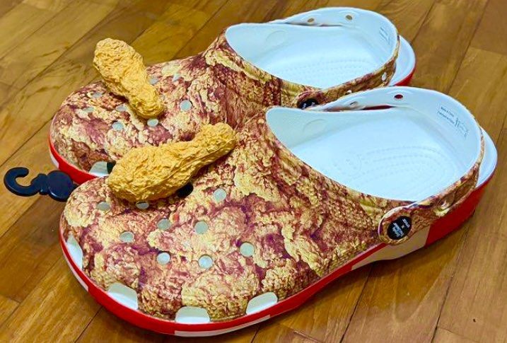 KFC × Crocs Classic Clog 'Fried Chicken', Men's Fashion, Footwear ...