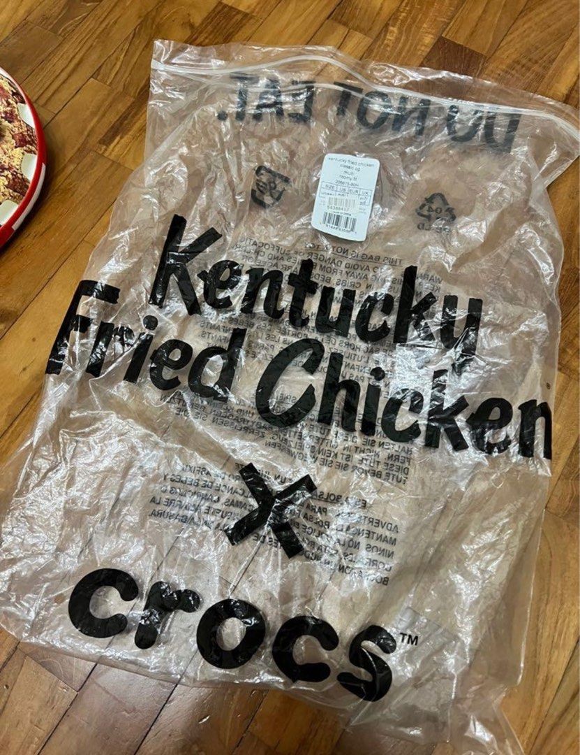 KFC × Crocs Classic Clog 'Fried Chicken', Men's Fashion, Footwear ...