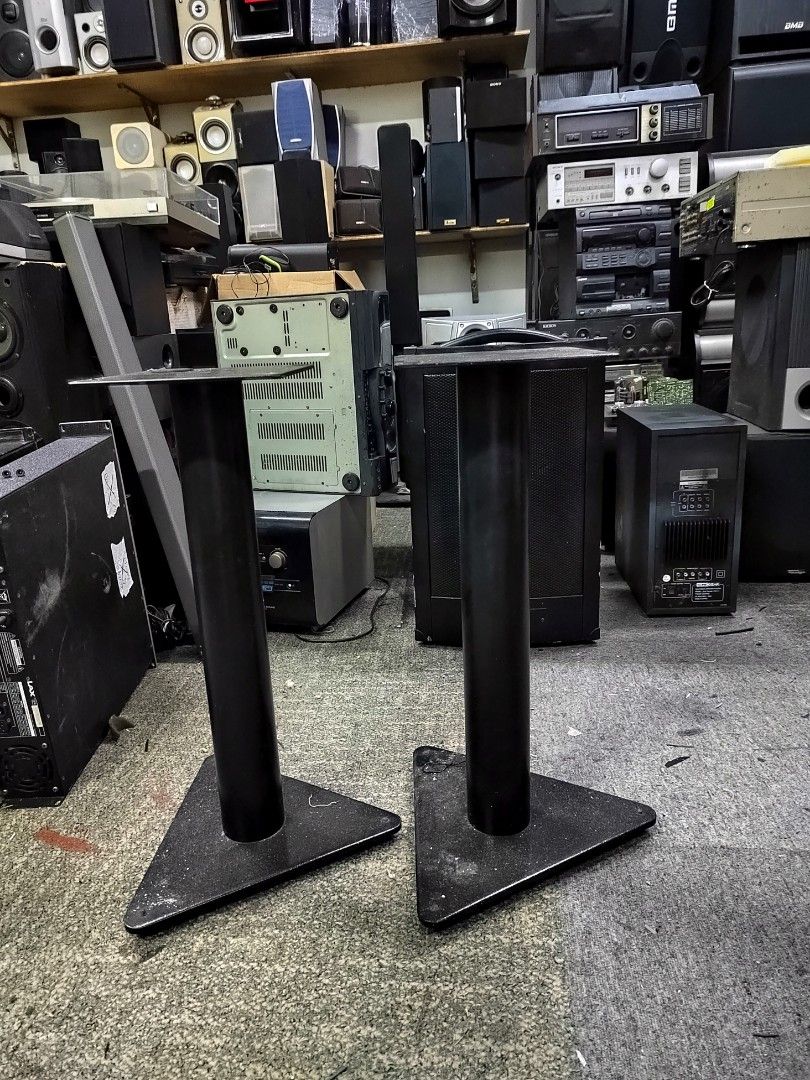 Ku Speaker stand besi elok 23", Audio, Soundbars, Speakers & Amplifiers ...