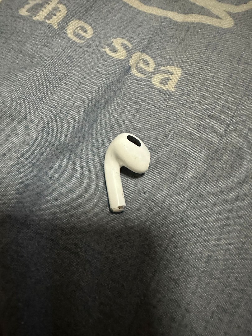 Left Bud AirPod Pro, Audio, Earphones on Carousell
