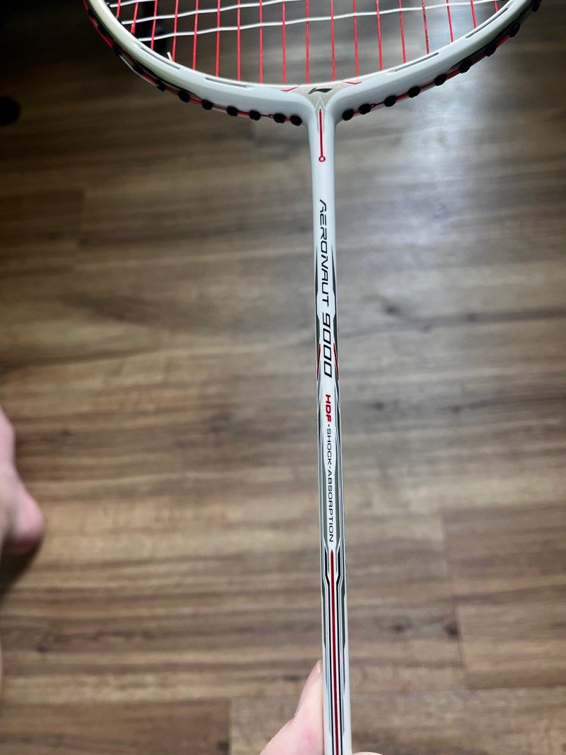 Lining aeronaut 9000, Sports Equipment, Sports & Games, Racket & Ball ...