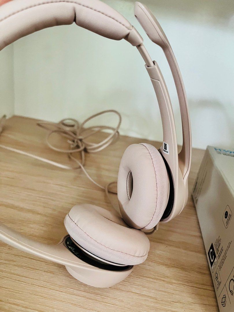 Logitech USB Headset H390 pastel pink rose on Carousell