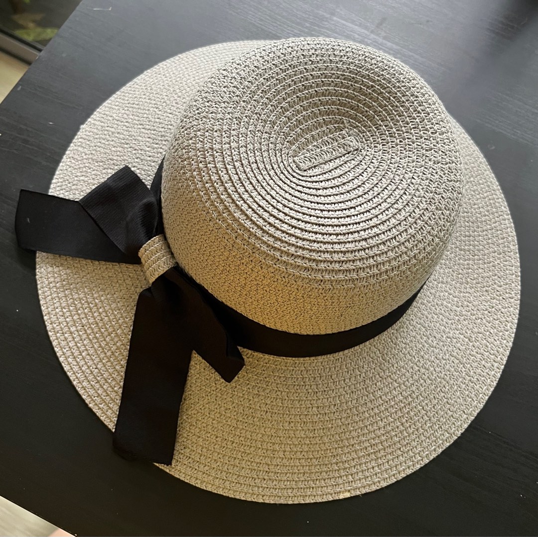 Max Mara hat from Italy, Women's Fashion, Watches & Accessories, Hats ...