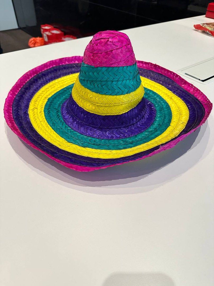 Mexican Serape Poncho, Men's Fashion, Watches & Accessories, Caps ...