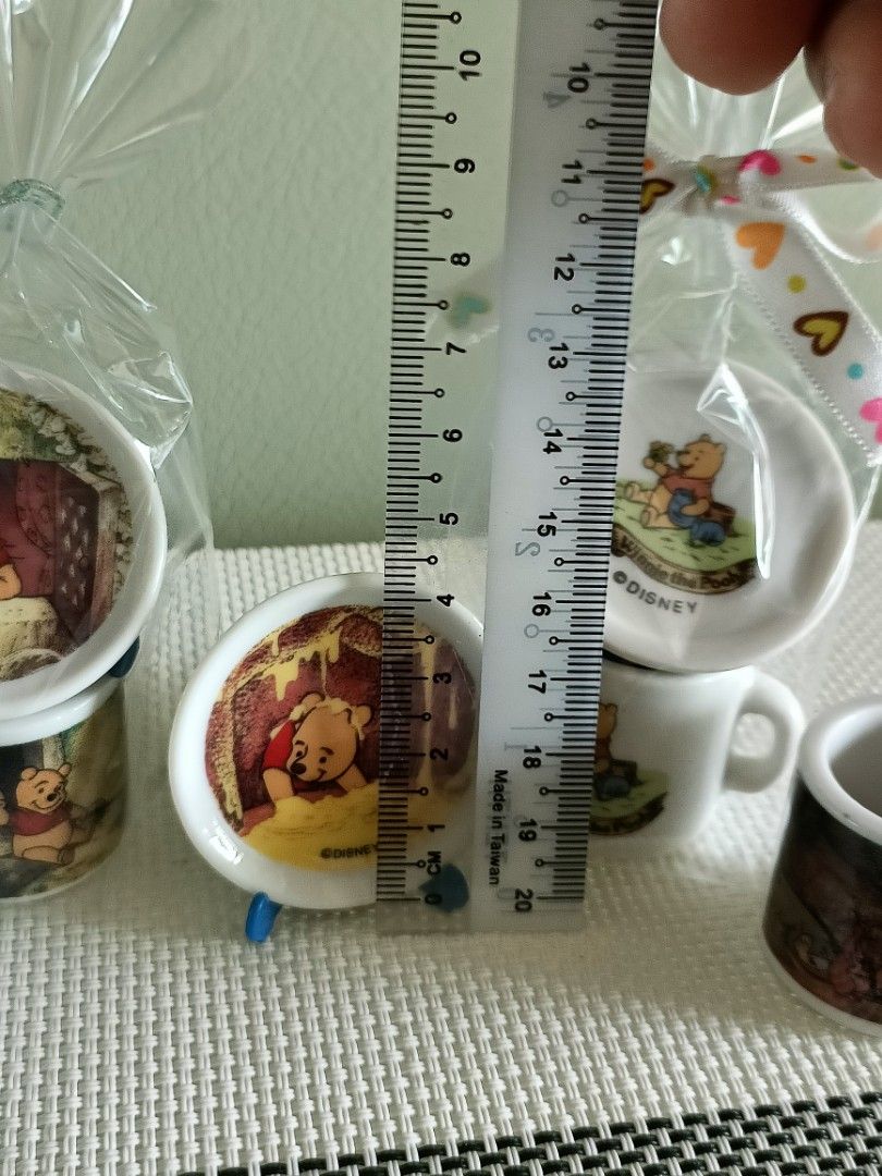 Mini Disney display set, Hobbies & Toys, Memorabilia & Collectibles ...