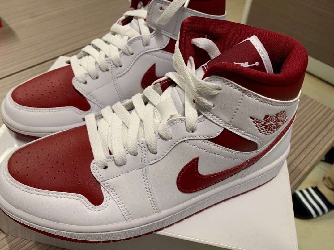 Nike Air Jordan 1 Mid Reverse Chicago (W), Fesyen Wanita, Sepatu di ...