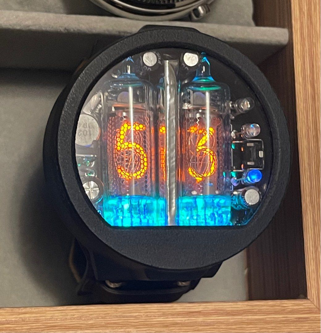 Nixoid NIXIE tube watch, Men's Fashion, Watches & Accessories, Watches ...