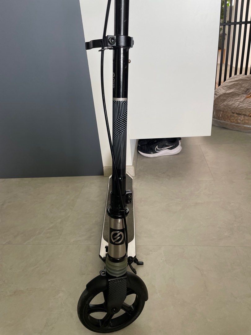 Decathlon Oxelo MID 9, Sports Equipment, Sports & Games, Skates ...