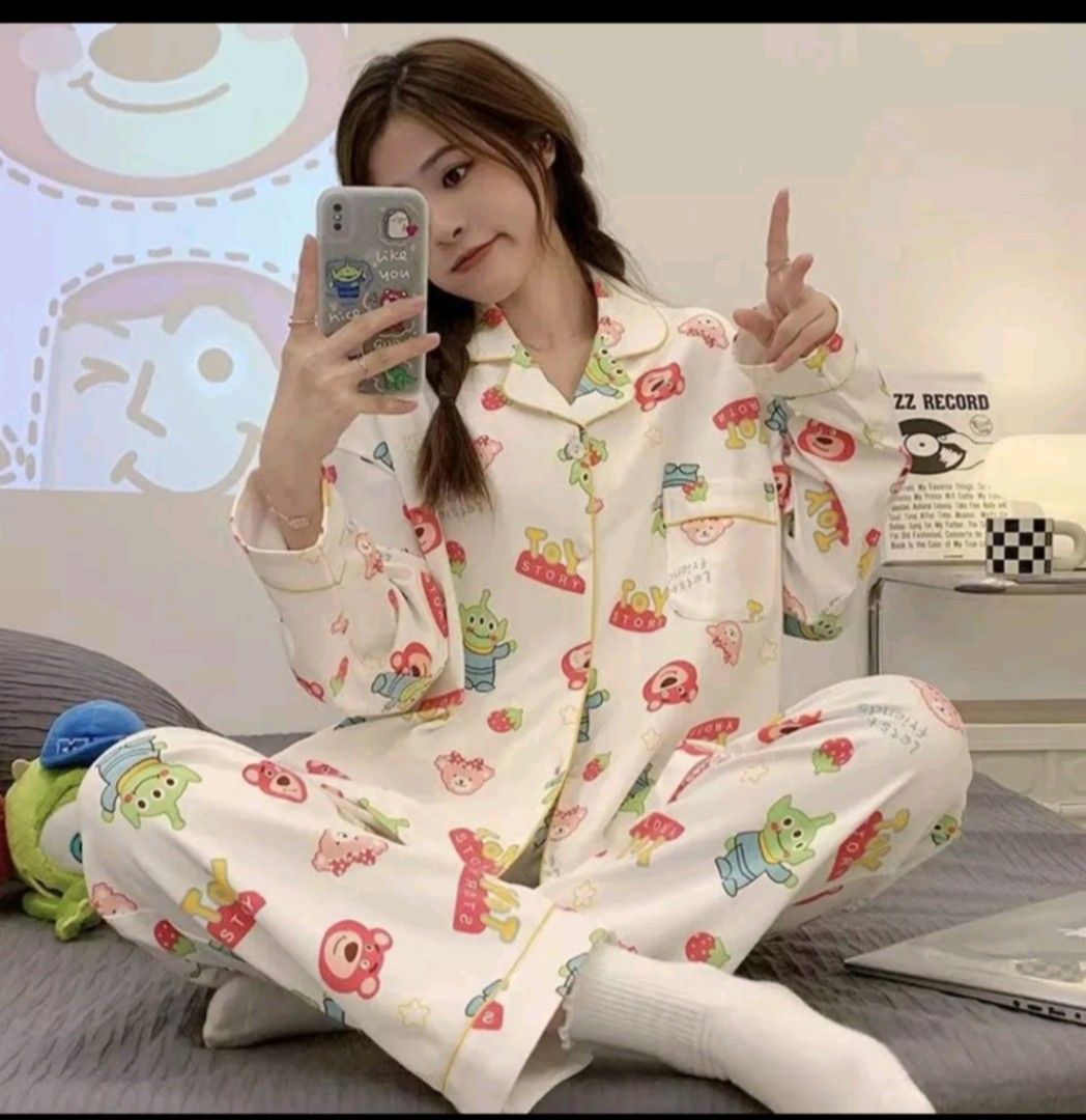 Piyama wanita karakter lotso toy story alien baju tidur lotso beruang ...