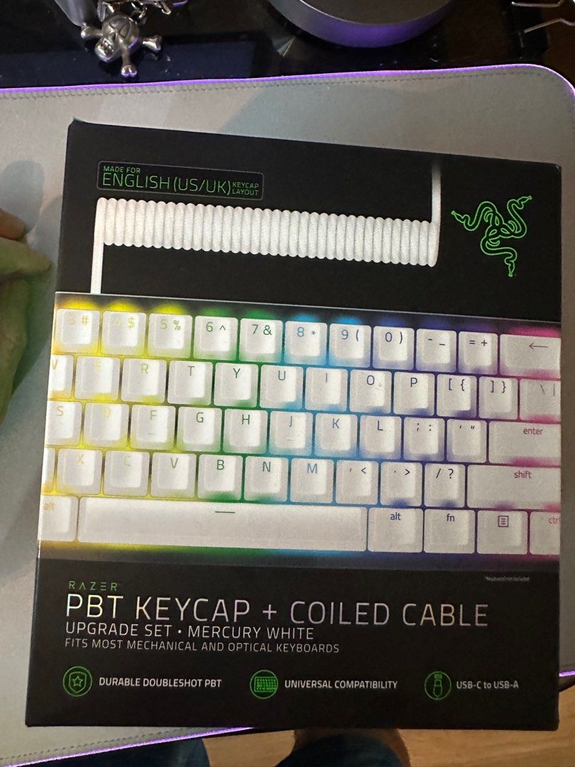 Razer - PBT Keycap + coiled cable (white), 電腦＆科技, 電腦周邊及配件, 電腦鍵盤及相關產品 ...