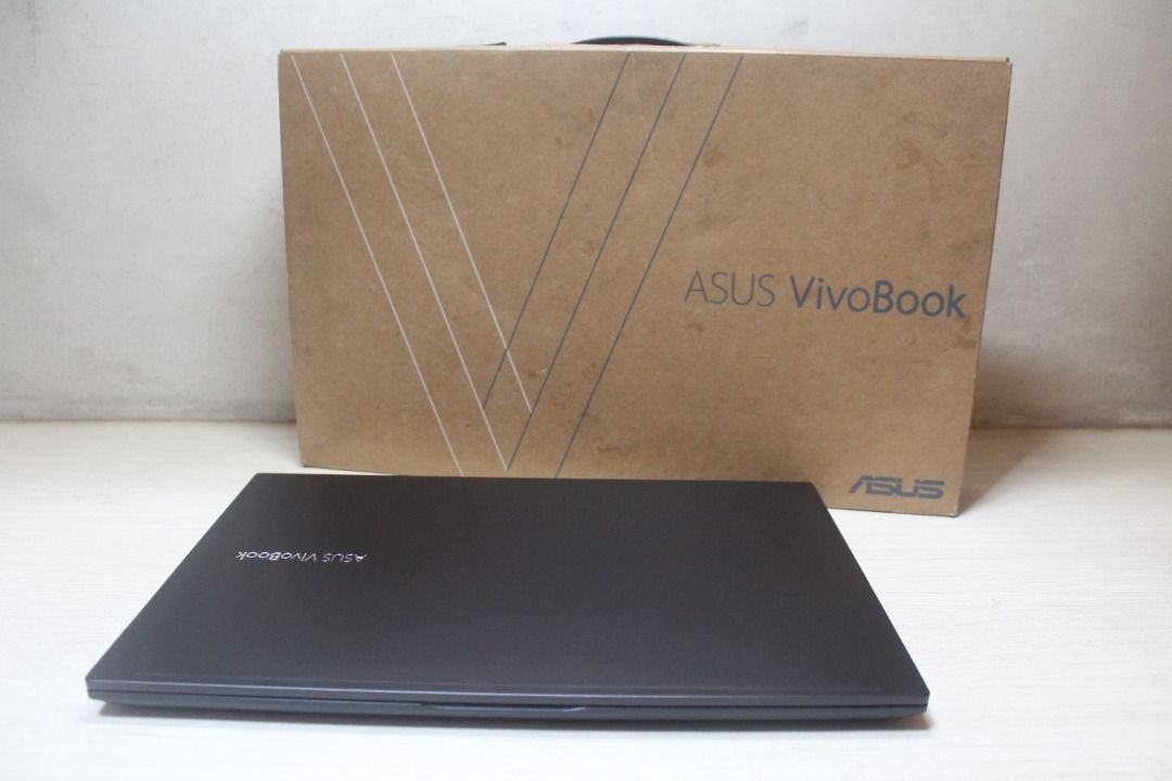 Ryzen 7 Oled Asus vivobook 15 5700u Ram 8gb ssd 512gb Backlit key with ...
