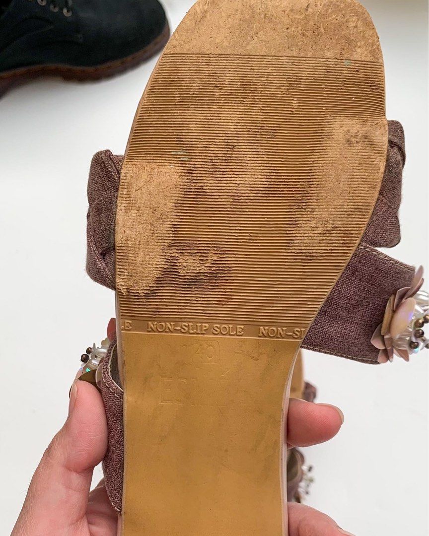 Sandal payet merry (merk esmee.official), Fesyen Wanita, Sepatu di ...