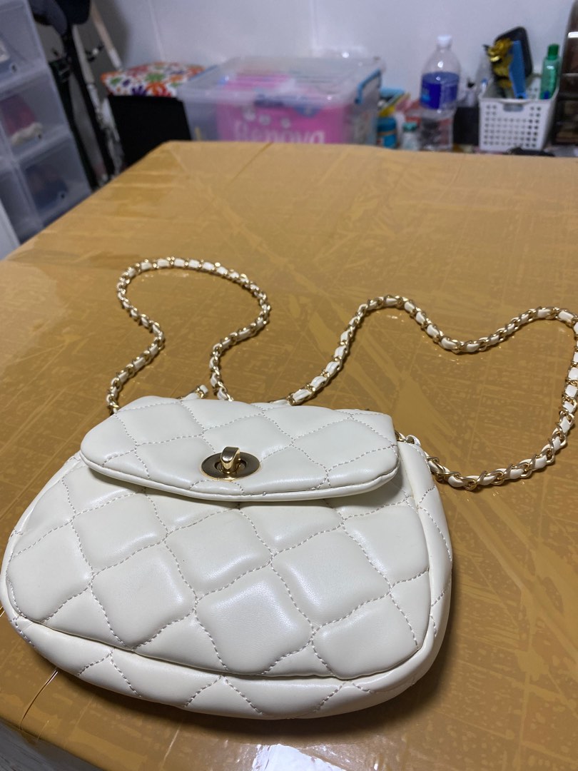 Seagloca Sling Bag, Women's Fashion, Bags & Wallets, Cross-body Bags on ...