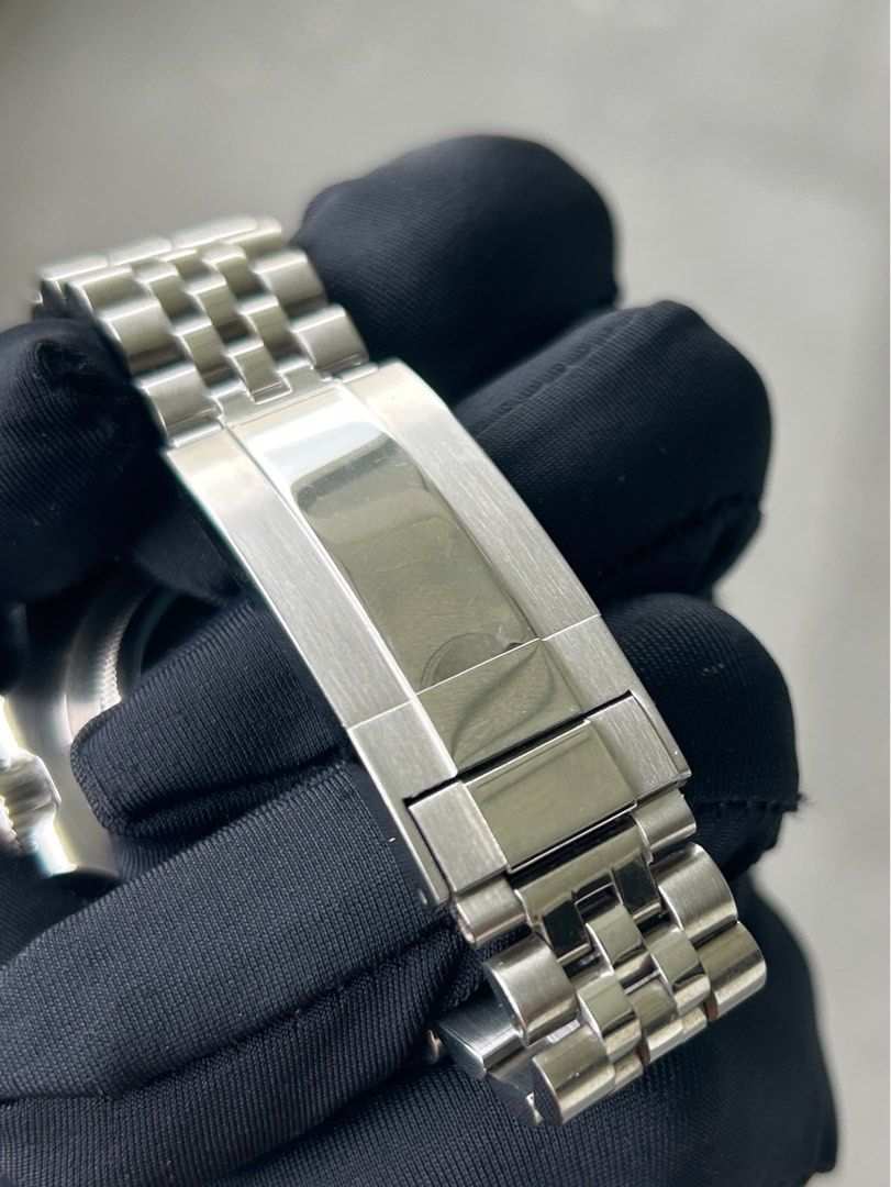 Seiko mod oyster cosmo, Luxury, Watches on Carousell