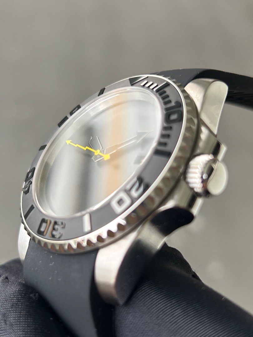 Seiko Mod stealth lightning, Men's Fashion, Watches & Accessories ...