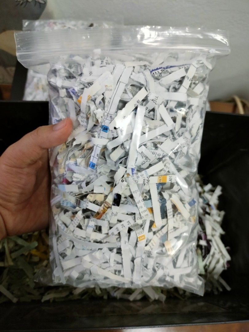Shredded Paper, Hobbies & Toys, Stationery & Craft, Other Stationery ...