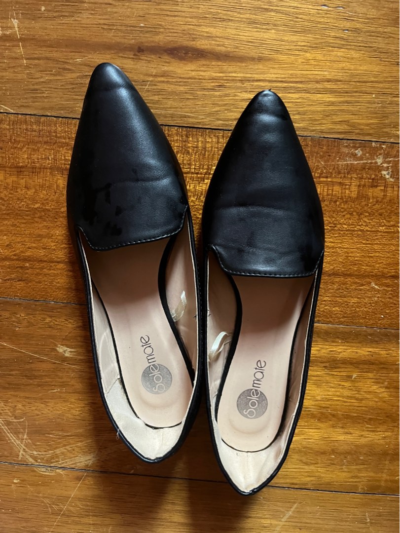 SOLEMATE Black Flats, Women's Fashion, Footwear, Flats & Sandals on ...
