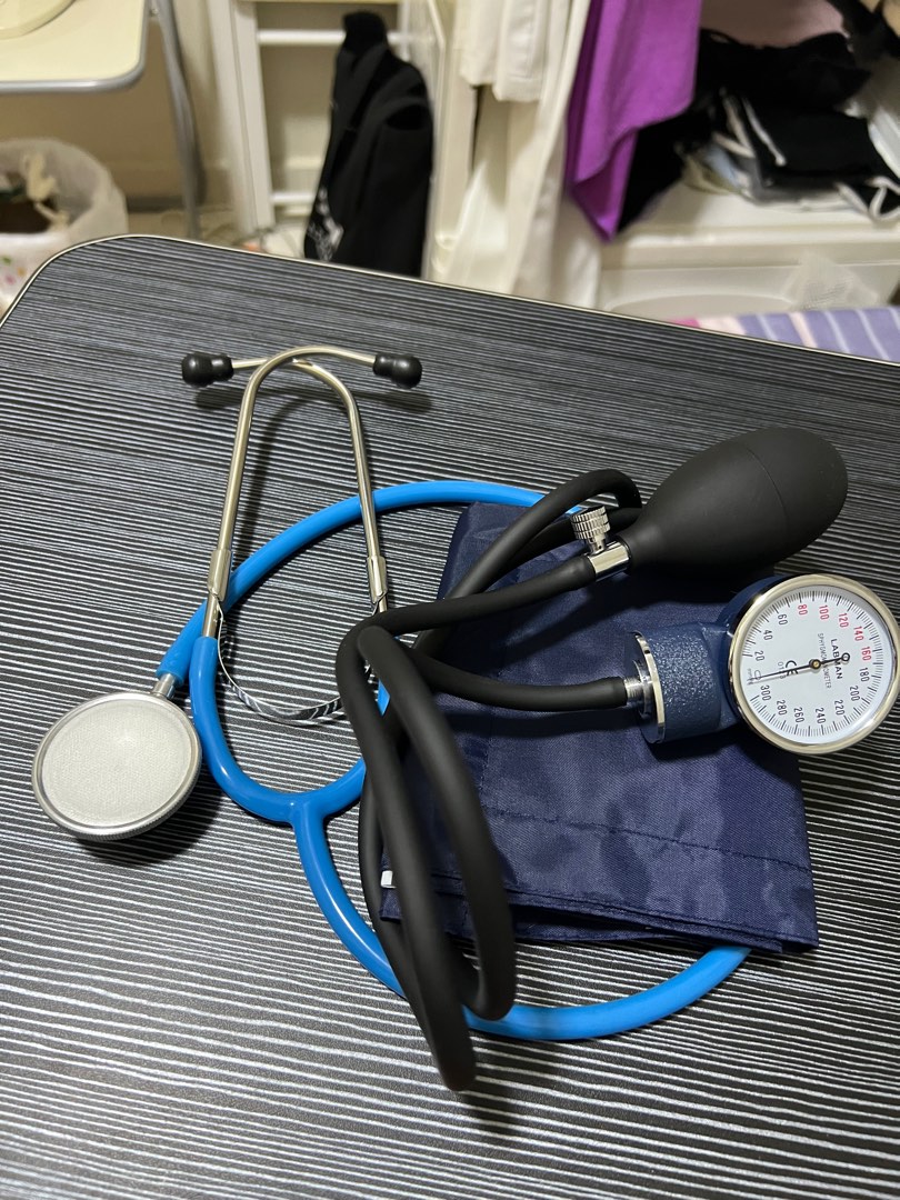 Stethoscope + Blood Pressure Manual Set, Health & Nutrition, Health ...