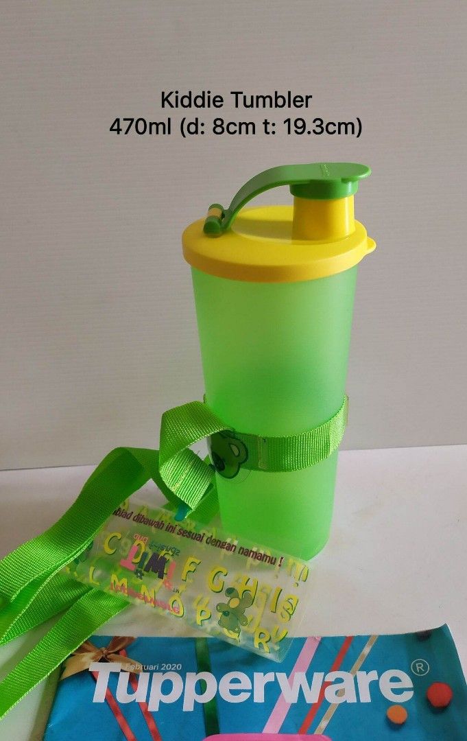 Tumbler anak Tupperware Tiwi with strap & name sticker, Bayi & Anak ...