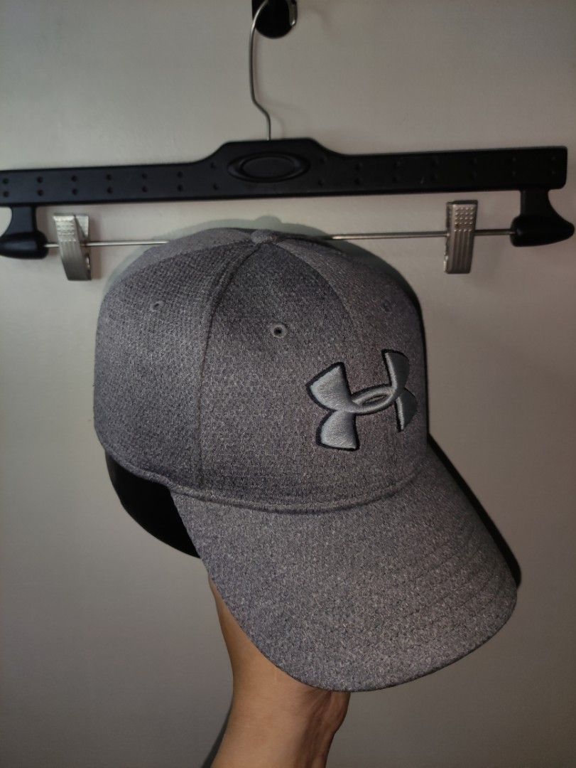 Under Armour fitted cap on Carousell