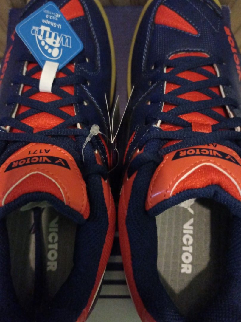Victor court shoe, Sports Equipment, Sports & Games, Racket & Ball ...